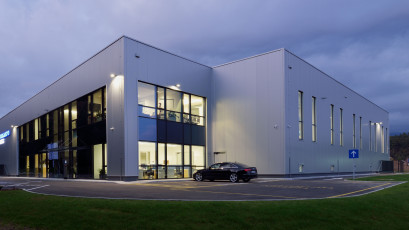 High-Performance Building Envelope Solutions: Facades, Roofs & Cladding ...