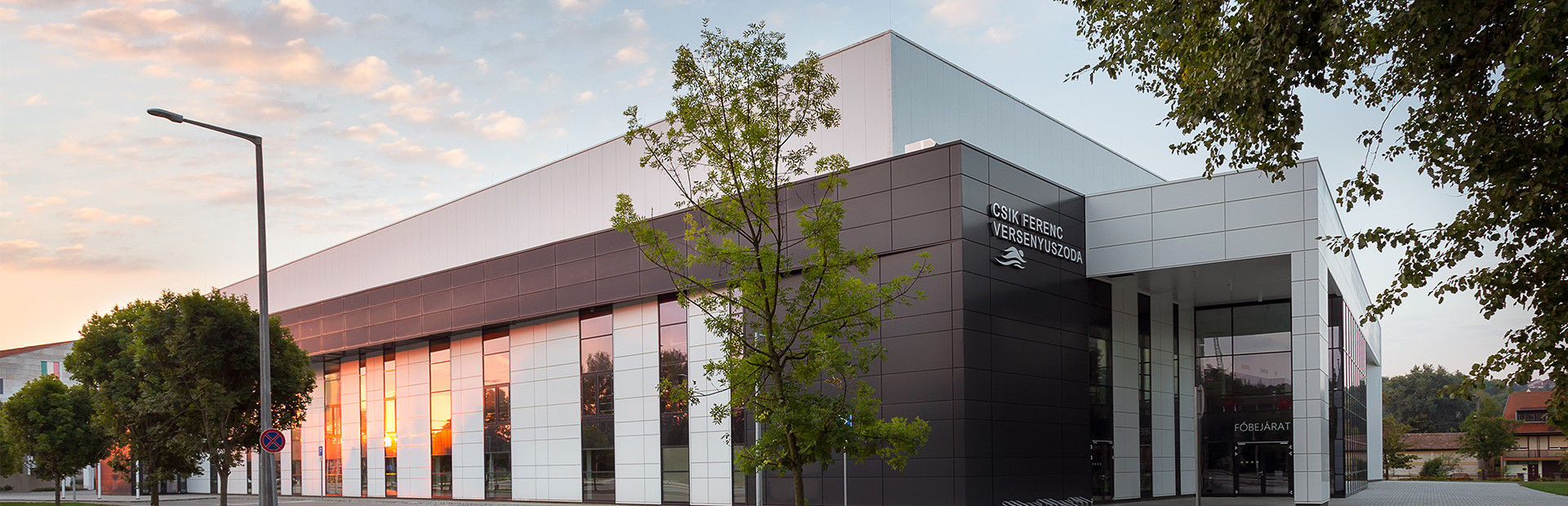 Qbiss One: Fertigteilwand - Vorgefertigte Wandsysteme | Trimo